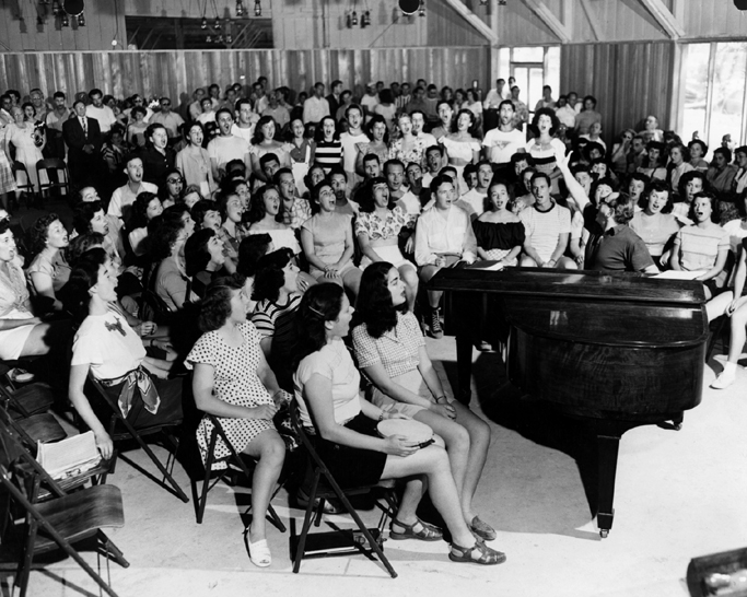 Helfman, Max - Milken Archive of Jewish Music